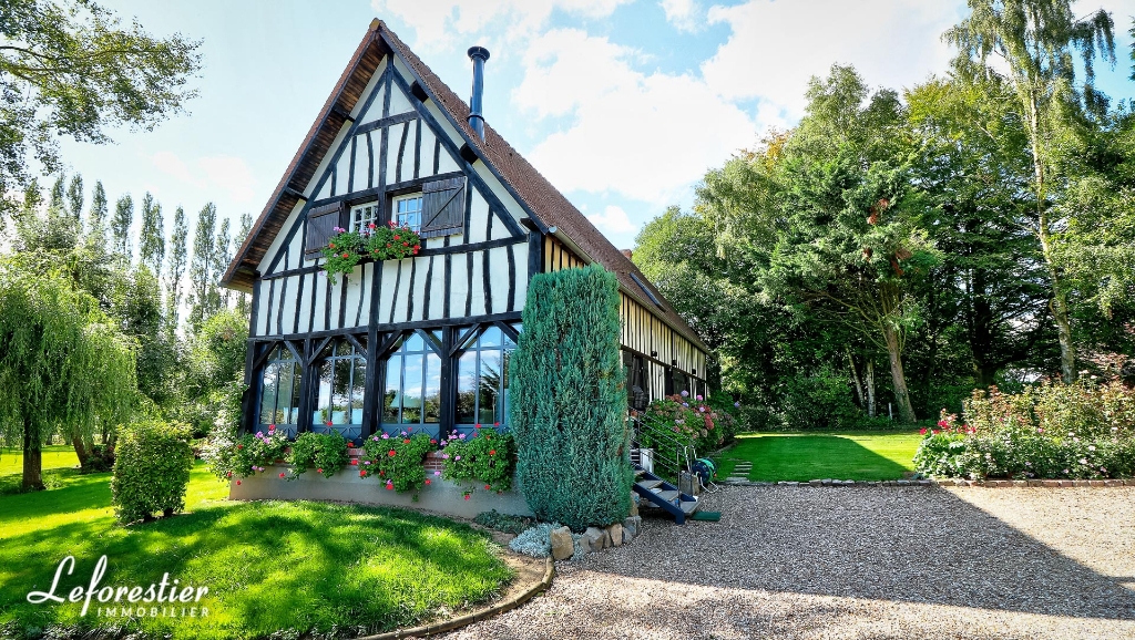 Maison Normande proche de Rouen restaurée avec piscine couverte